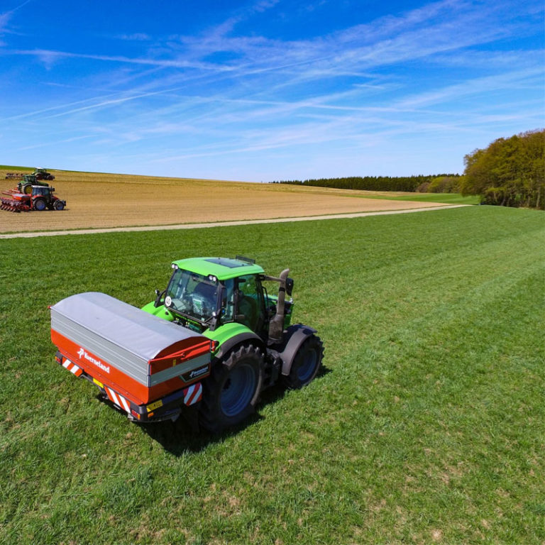 Kverneland Exacta TL Geospread Disc Spreader - DA Forgie Limavady Lisburn