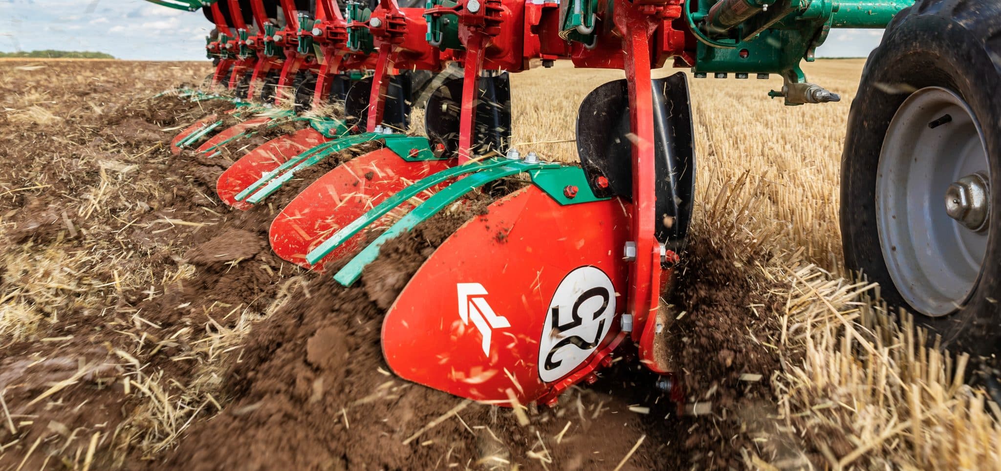 10 reasons why Kverneland Ploughs are a great choice! - DA Forgie ...